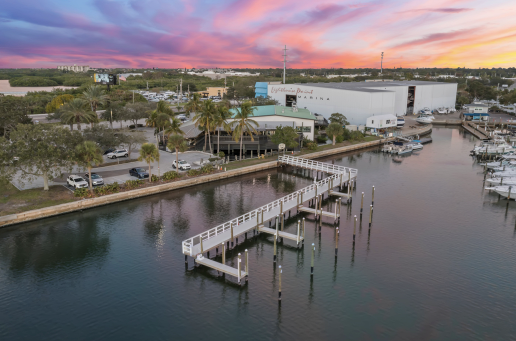 DOC FORD’S RUM BAR & GRILLE - Paradise News Magazine